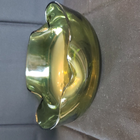 Source Unknown | Dining | Clear Green Glass Folded Edges Vintage | Poshmark
